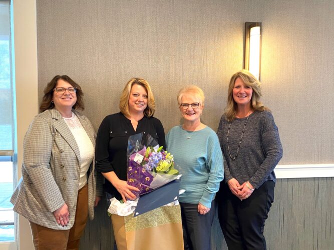 Clerk of year honored | News, Sports, Jobs - Observer Today